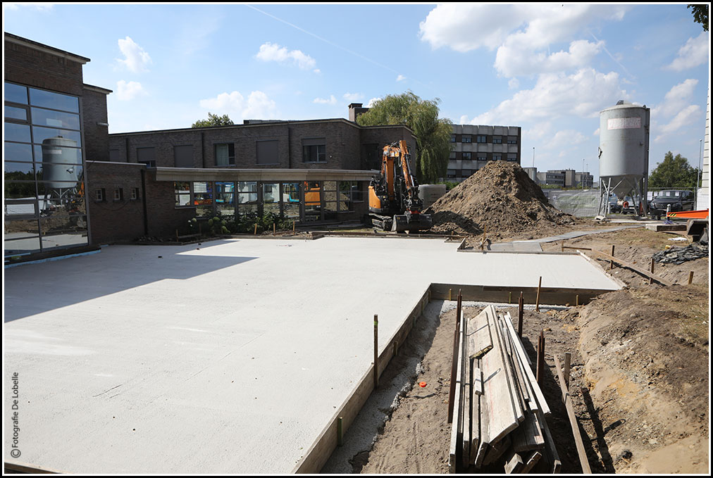 Eerste steenlegging afdeling jongdementie in Zorgcentrum Lemberge – NUUS