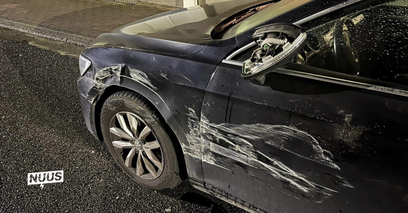 Lijnbus rijdt geparkeerde wagen aan in "Meest onveilige straat van ...