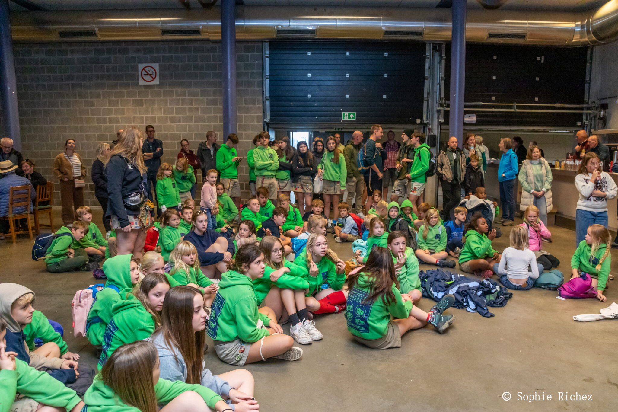 In beeld: jeugd ontdekt het levenswerk van Dr. Hemerijckx via wandelroute tijdens de Young Day ...