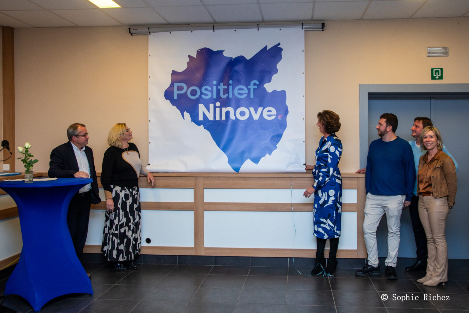 De Ninoofse liberalen trekken met verruimde lijst ‘Positief Ninove’ naar de kiezer in 2024 – NUUS